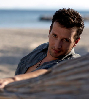 Dimitris Mpasis on Tour in the US – NEO Magazine
